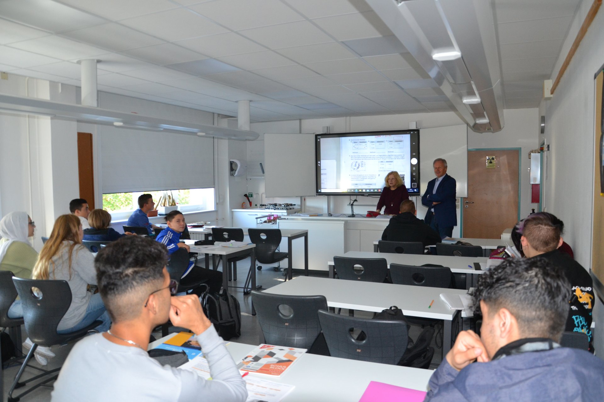 Regelschule "Joliot-Curie" modernisiert - ZweiLänder-MAGAZIN